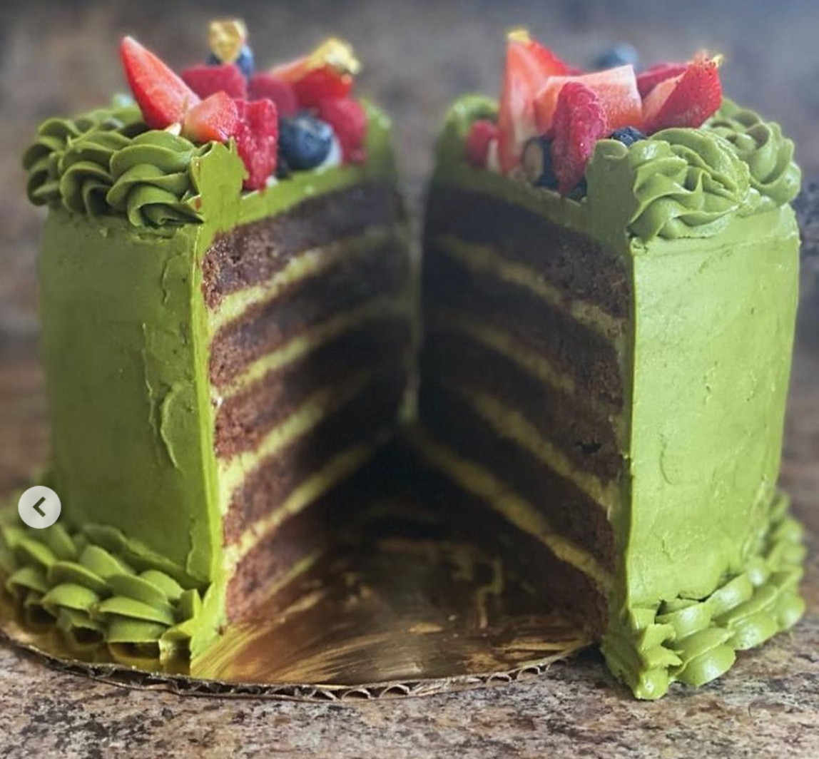 Vegan Matcha Chocolate Cake – Cake Art Shop